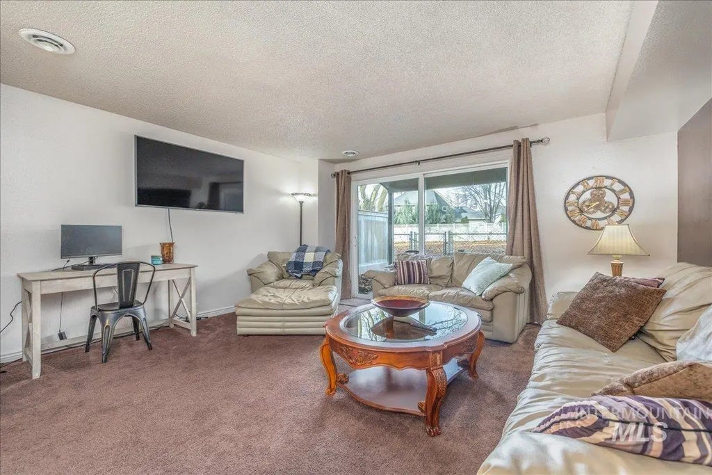 269 N Eagle Glen Ln., Eagle Property Listing: MLS® #98970314