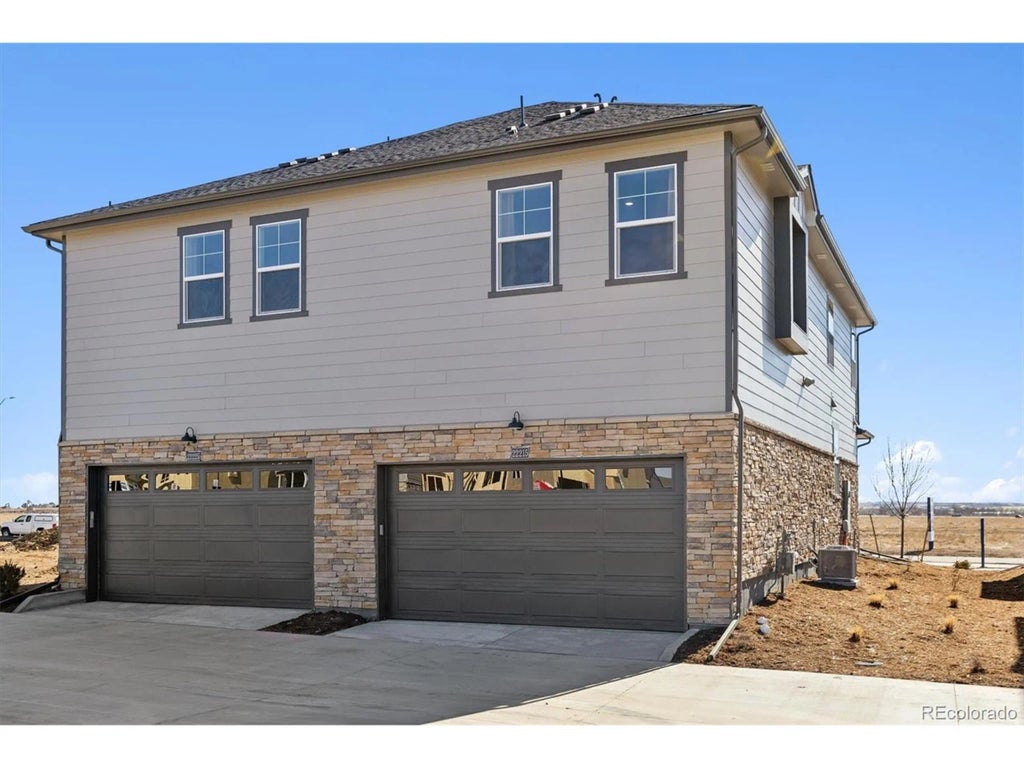 22484 E 6th Pl, Aurora Property Listing: MLS® #7345033