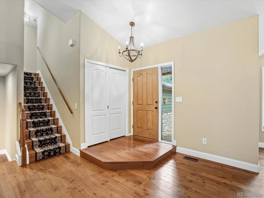 5825 Irish Pat Murphy Dr, Parker Property Listing: MLS® #6605030