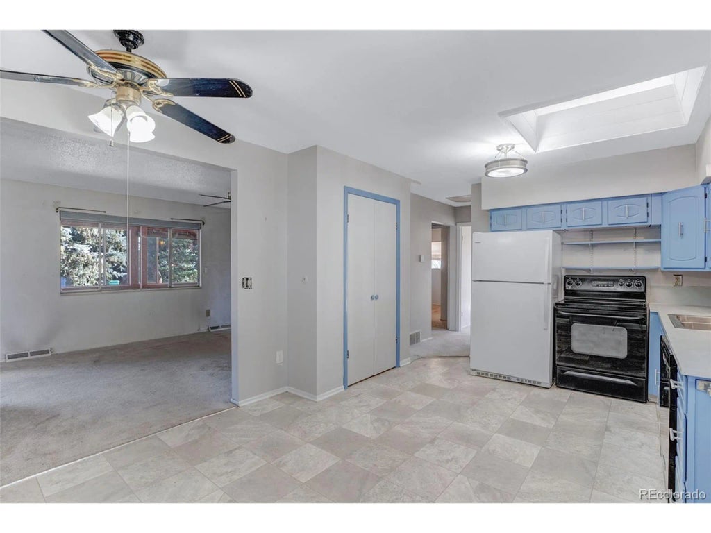 8321 S Ammons St, Littleton Property Listing: MLS® #6764952