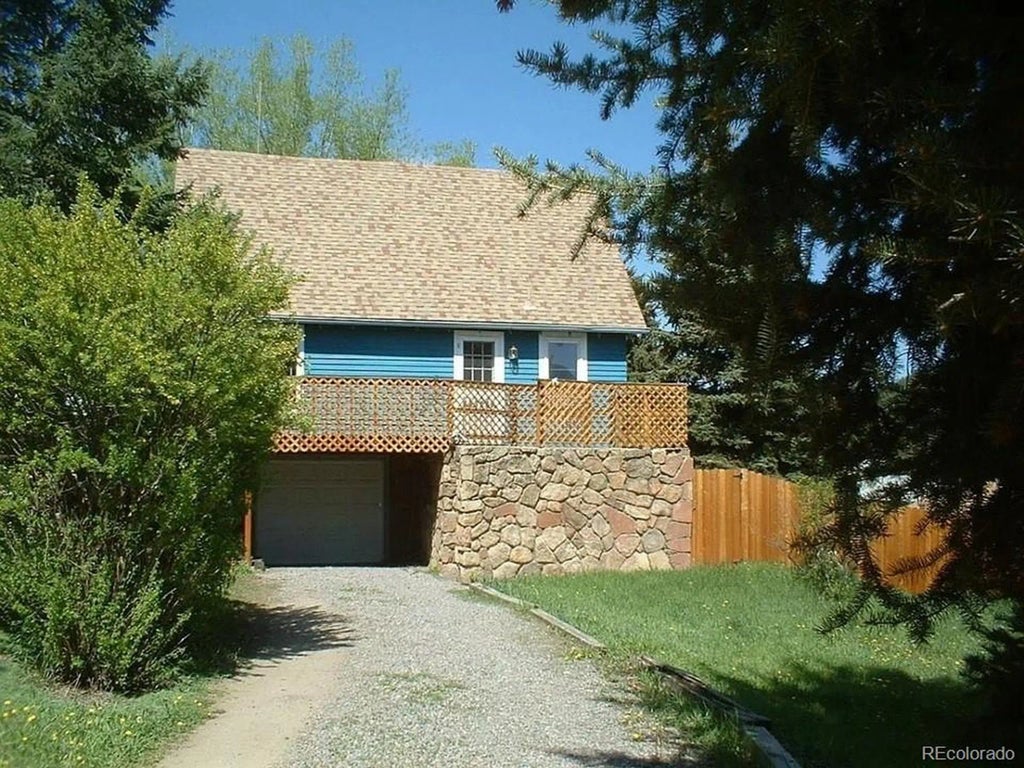 26171 Center Dr, Kittredge Property Listing: MLS® #7847970