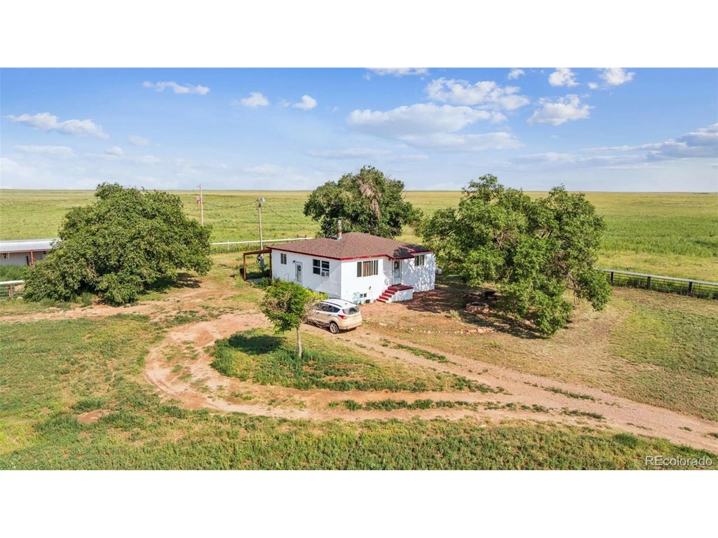 6771 Boone Rd, Boone Property Listing: MLS® #2577458