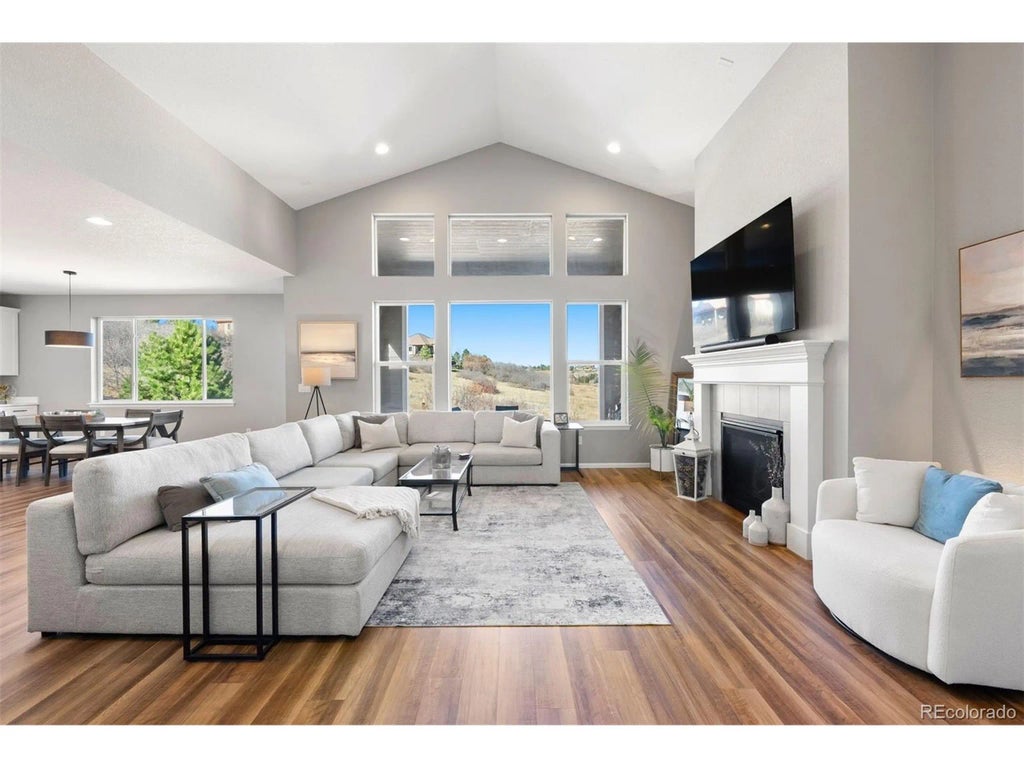 7007 Mentha Dr, Castle Rock Property Listing: MLS® #3683274