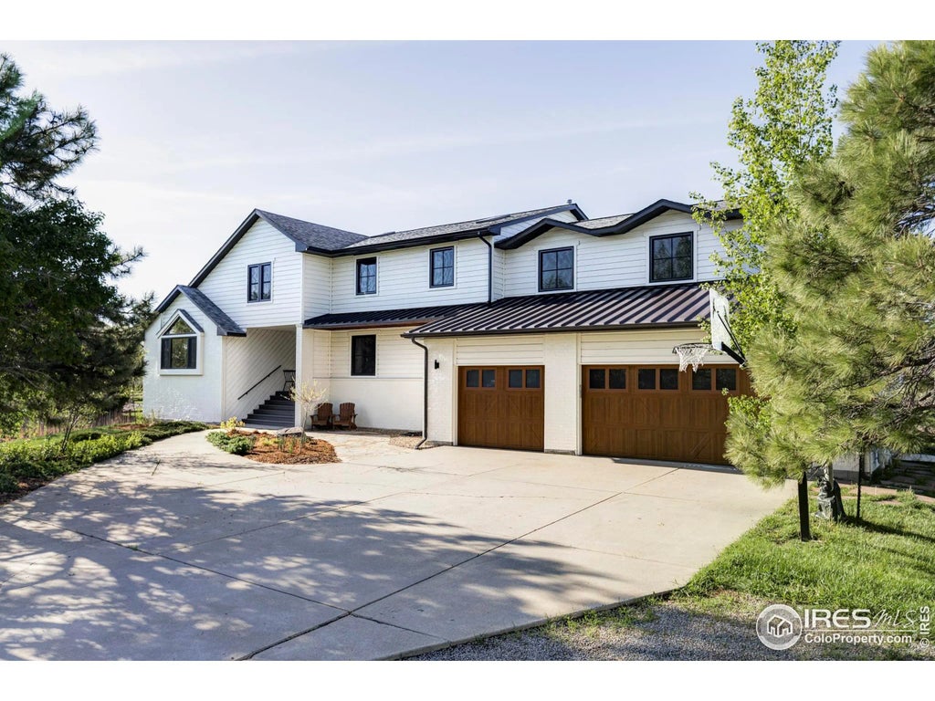 4932 Valkyrie Dr, Boulder Property Listing: MLS® #1044369