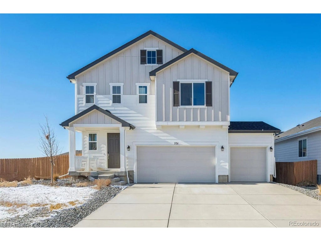 231 Sage Grouse Way, Bennett Property Listing: MLS® #9855197