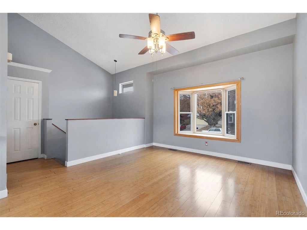 4548 Anvil Dr, Colorado Springs Property Listing: MLS® #9856999