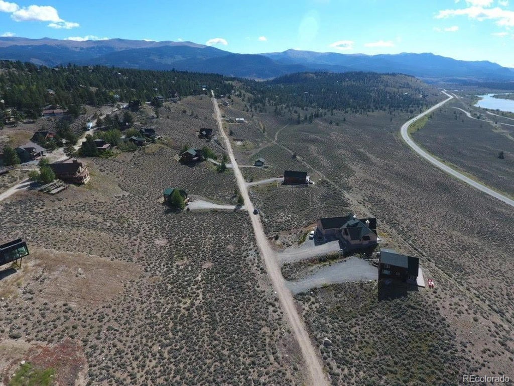 445 Mt. Hope, Twin Lakes Property Listing: MLS® #2955901