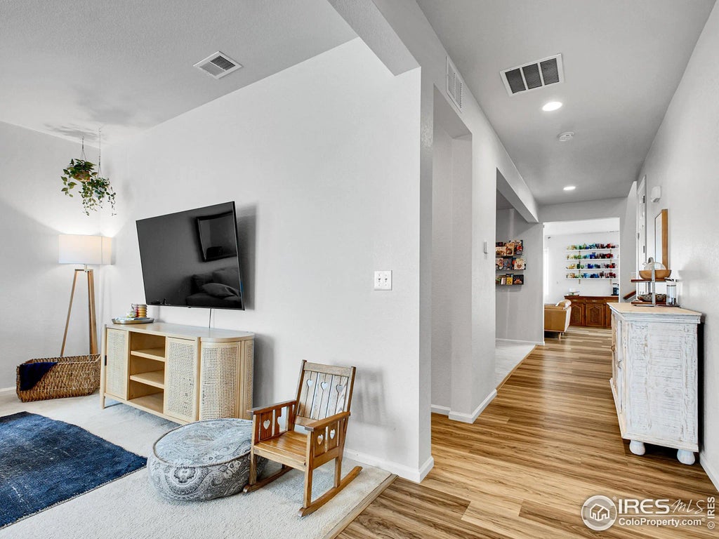 2545 Villageview Ln, Castle Rock Property Listing: MLS® #1048899