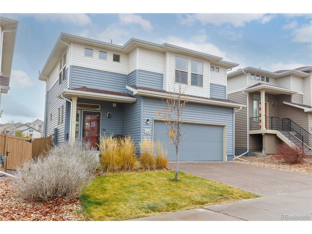 3133 Hardin St, Castle Rock Property Listing: MLS® #9825198