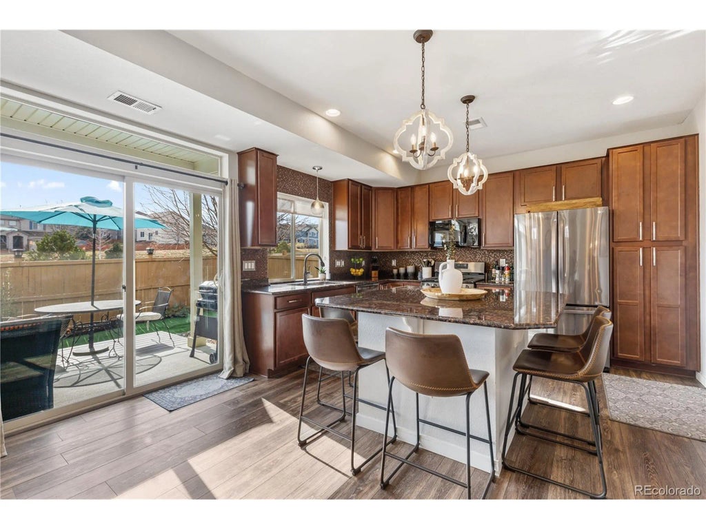 3133 Hardin St, Castle Rock Property Listing: MLS® #9825198