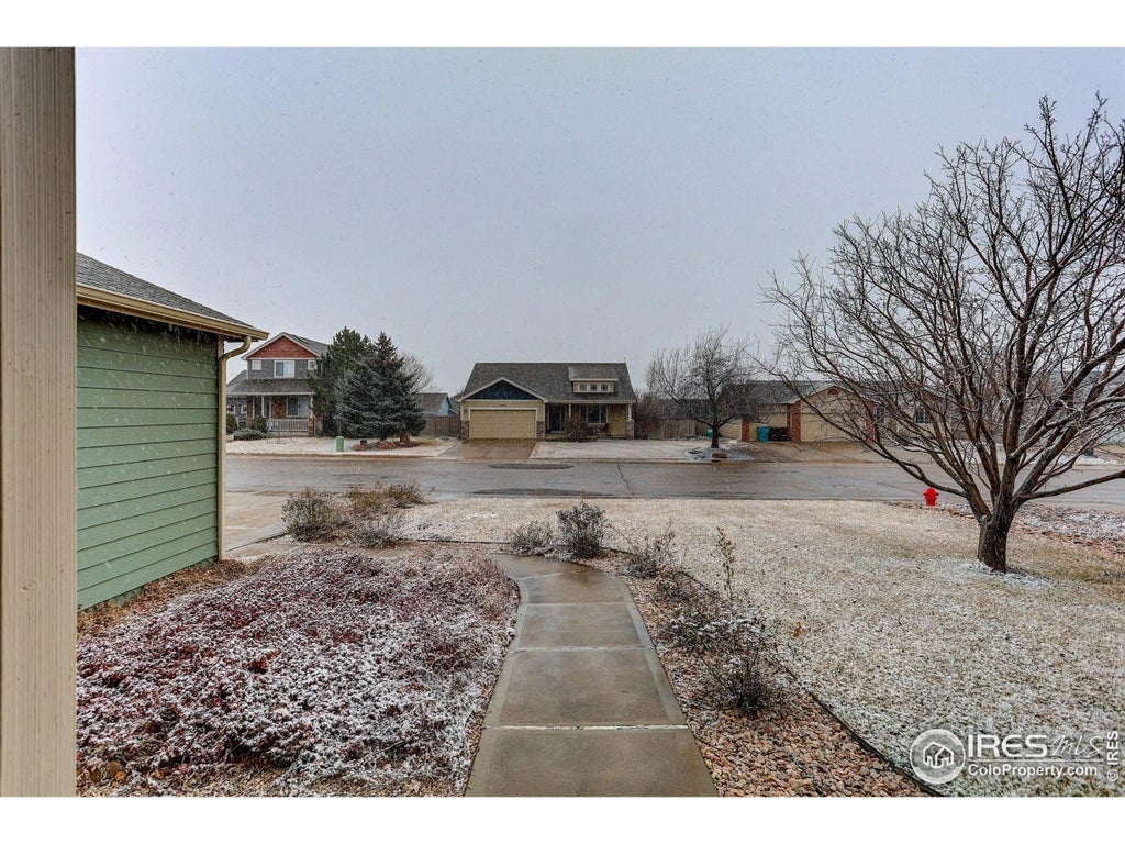 8851 Indian Village Dr, Wellington Property Listing: MLS® #1049275