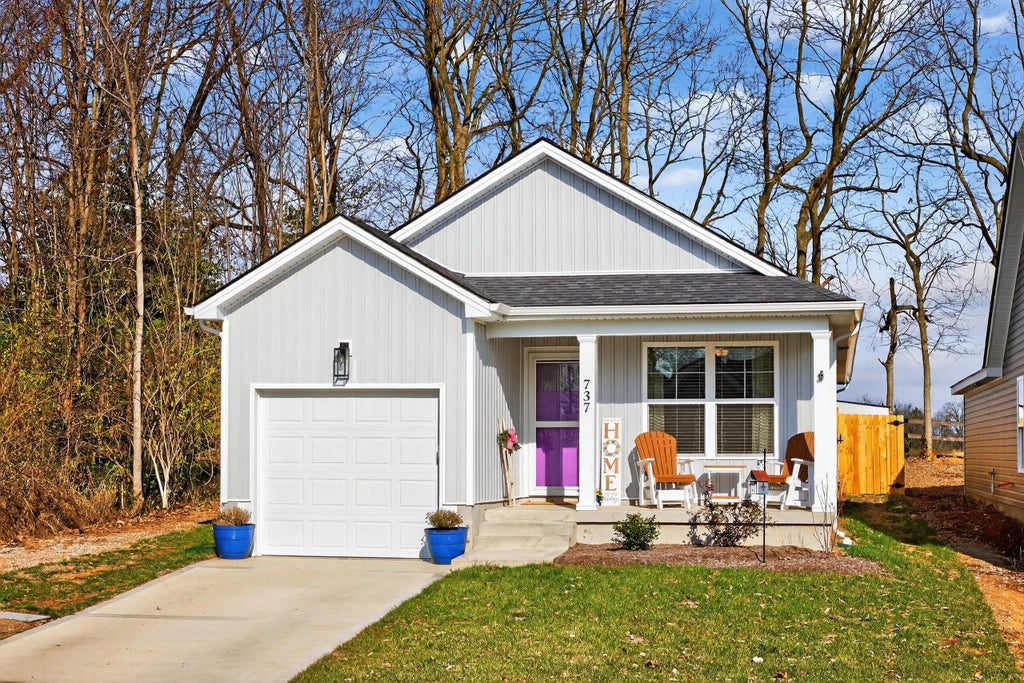 737 Harrison Trace, Lexington Property Listing: MLS® #25508773