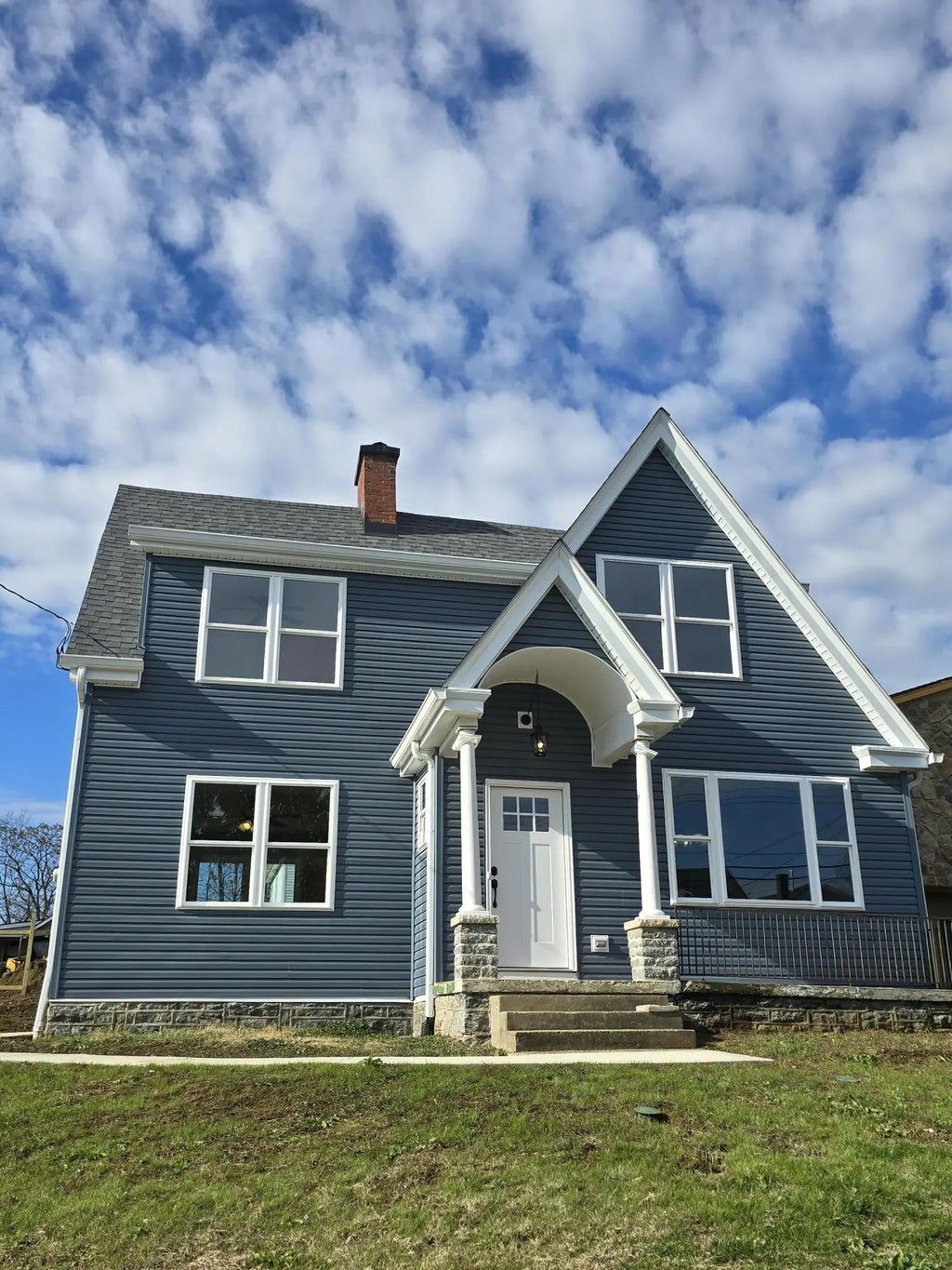 24 N Burns Avenue, Winchester Property Listing: MLS® #25507536