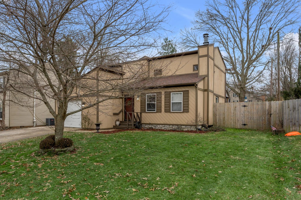 1136 Bay Meadows Drive, Lexington Property Listing: MLS® #25508259