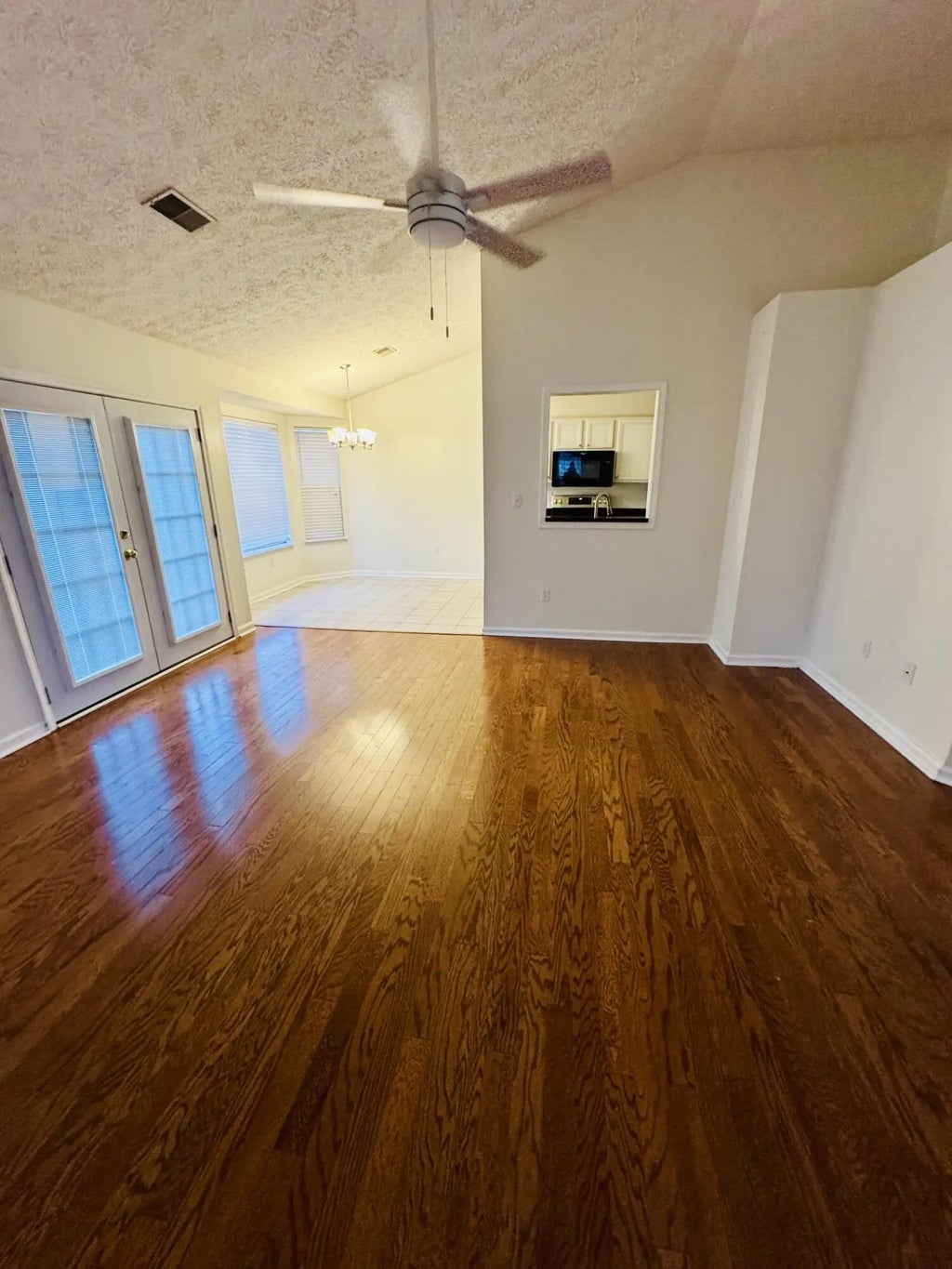 101 Brookstone Drive, Paris Property Listing: MLS® #25508286