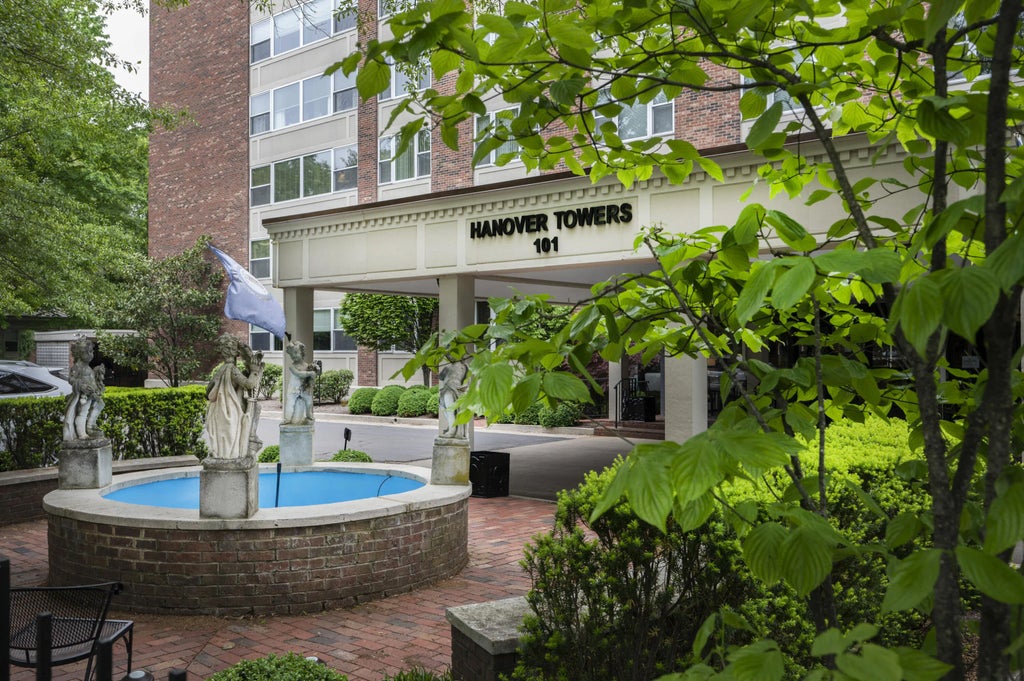 101 S Hanover Avenue 5m, Lexington Property Listing: MLS® #25508347