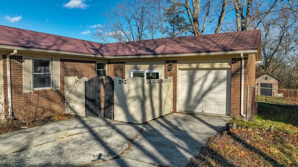 600 Kenway Street, Berea Property Listing: MLS® #25508312