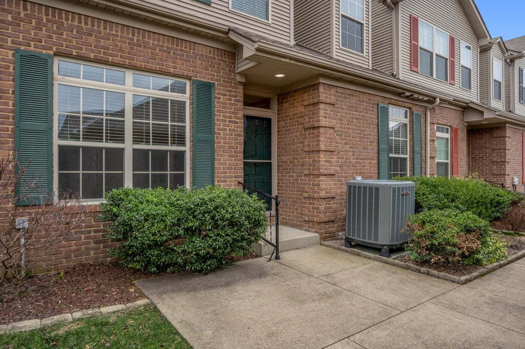 145 Stone Wall Path, Georgetown Property Listing: MLS® #25508611