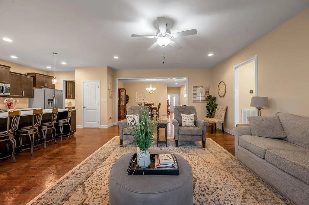 132 Swilcan Bridge Way, Georgetown Property Listing: MLS® #26000051