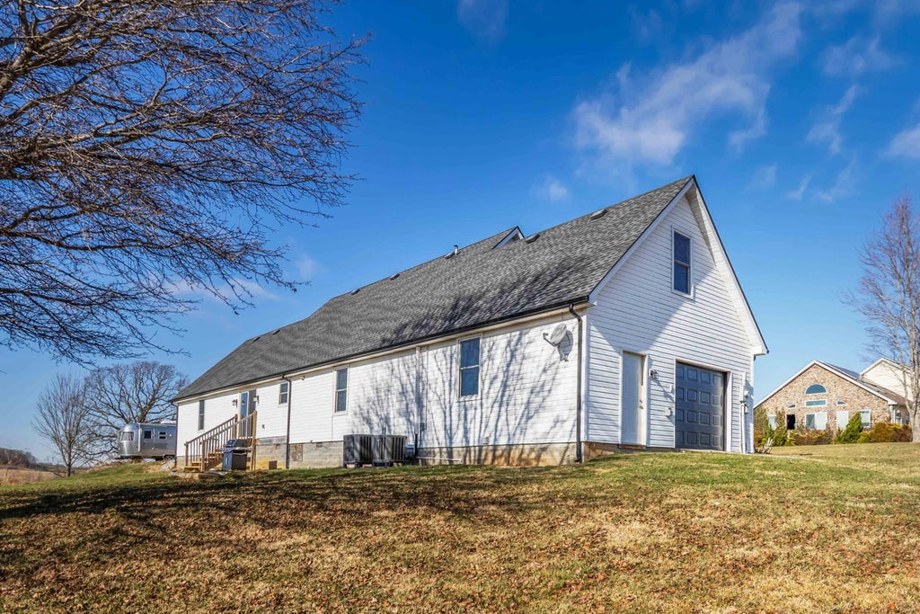 163 Denny Subdivision Road, Mt Vernon Property Listing: MLS® #25508658