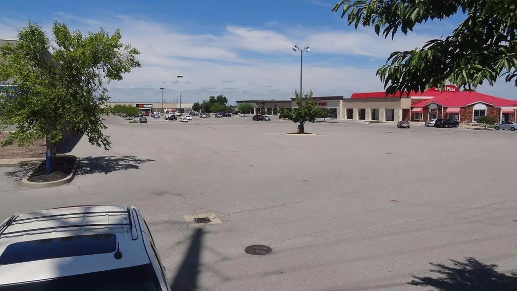 1311 Winchester Road, Lexington Property Listing: MLS® #25508811