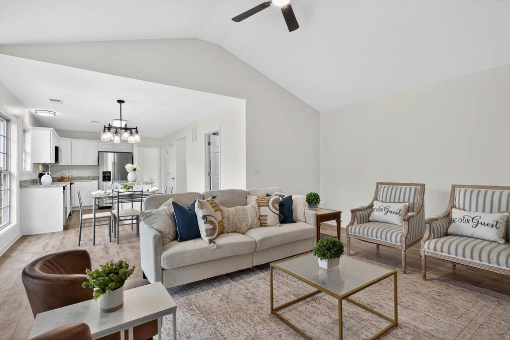 2988 Sandersville Road, Lexington Property Listing: MLS® #26001207