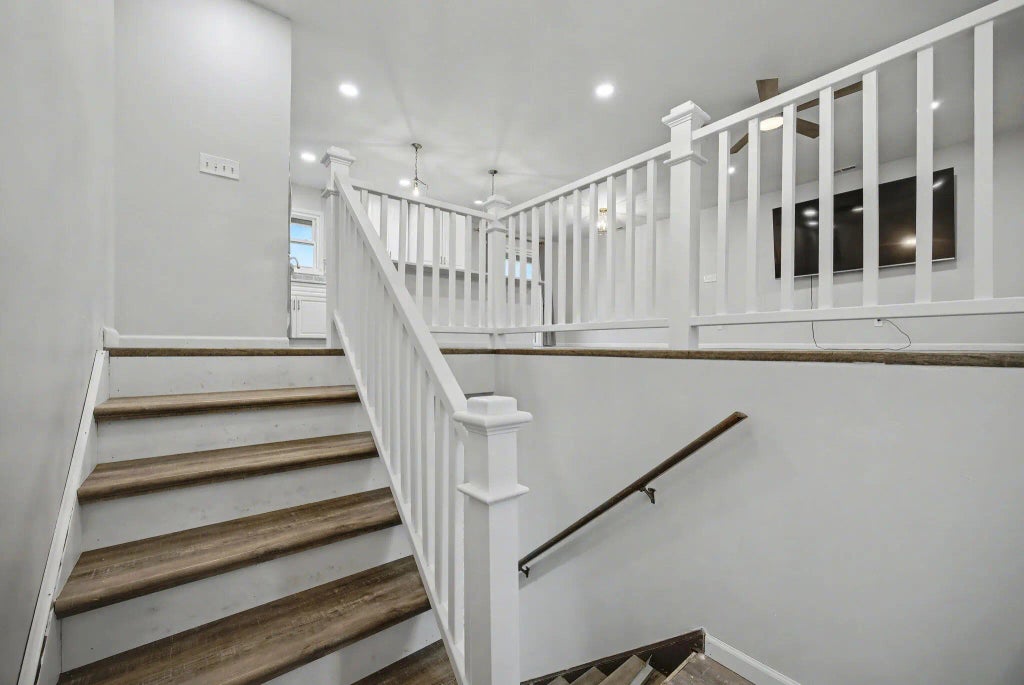 2355 Carrick Road, Lexington Property Listing: MLS® #26000774