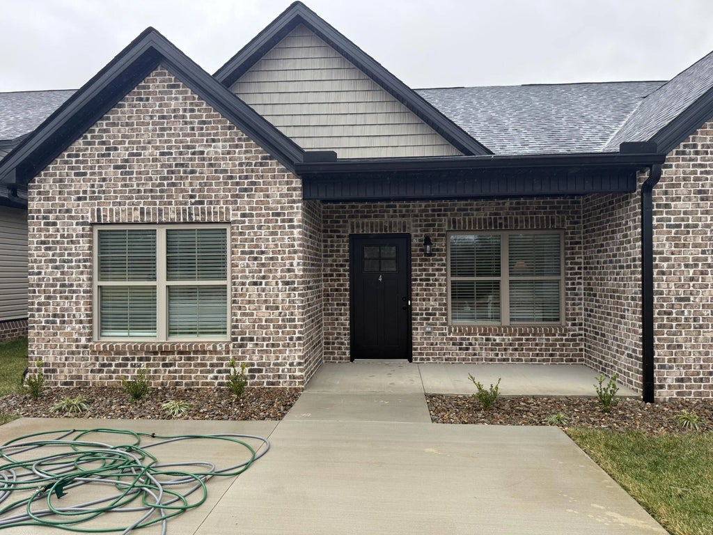 834 Ridgewood Drive 6, Berea Property Listing: MLS® #26000695