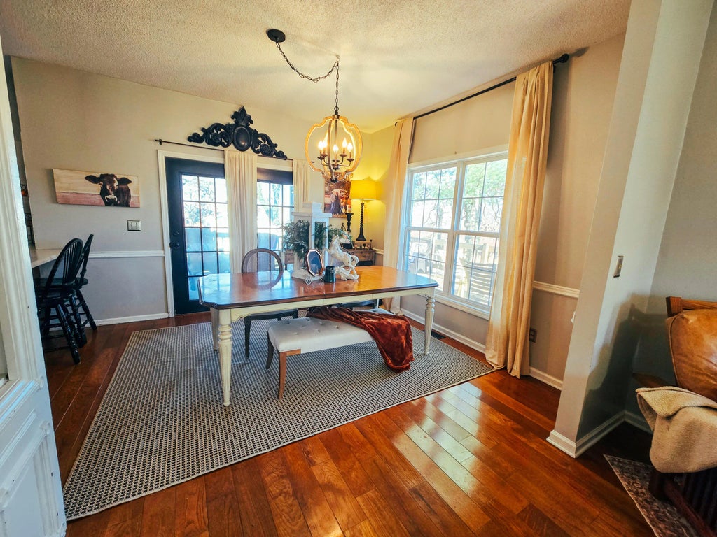 73 Chateau Lane, London Property Listing: MLS® #26000837