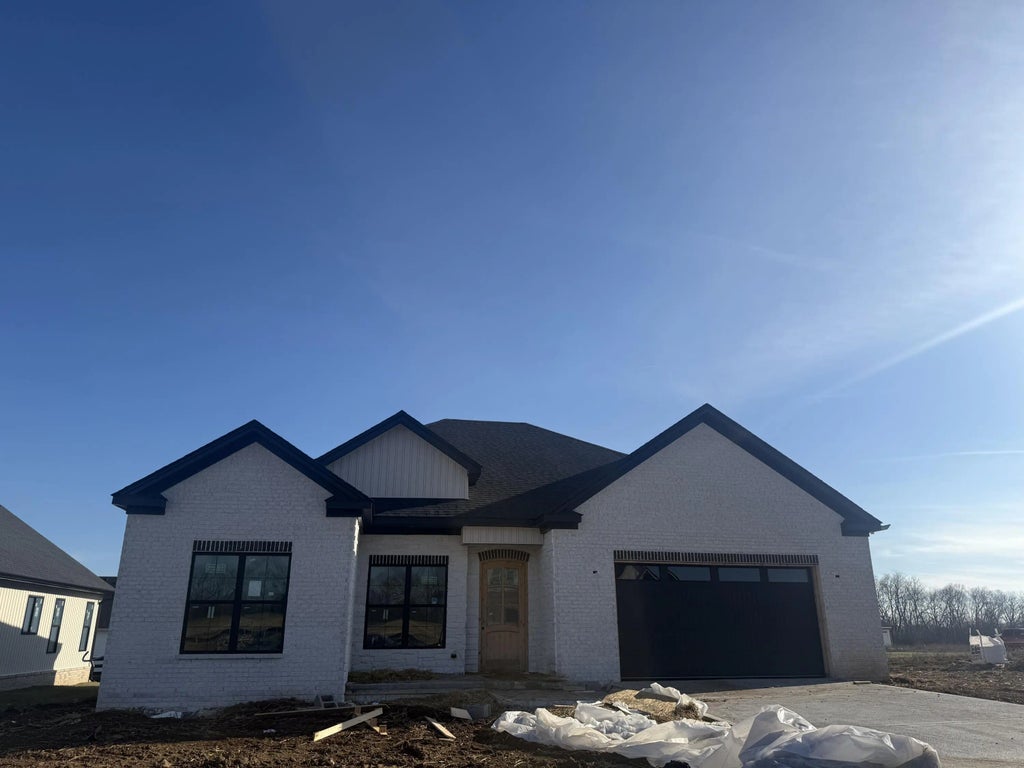 129 Farmers Bluff, Nicholasville Property Listing: MLS® #26000845