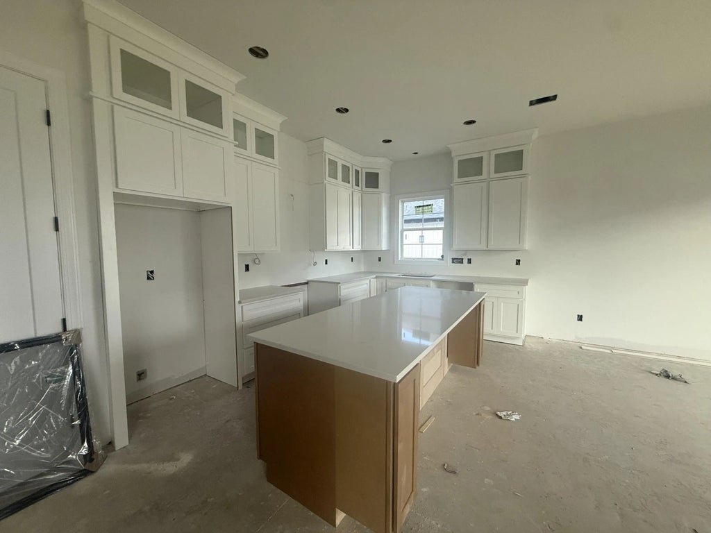 129 Farmers Bluff, Nicholasville Property Listing: MLS® #26000845