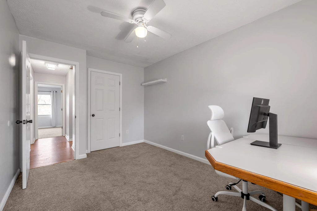 864 Overview Drive, Lexington Property Listing: MLS® #26001036