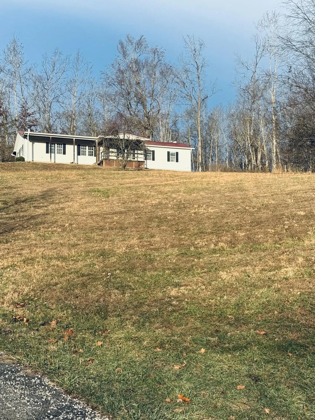 564 Trapp-goffs Cor Road, Winchester Property Listing: MLS® #26000897