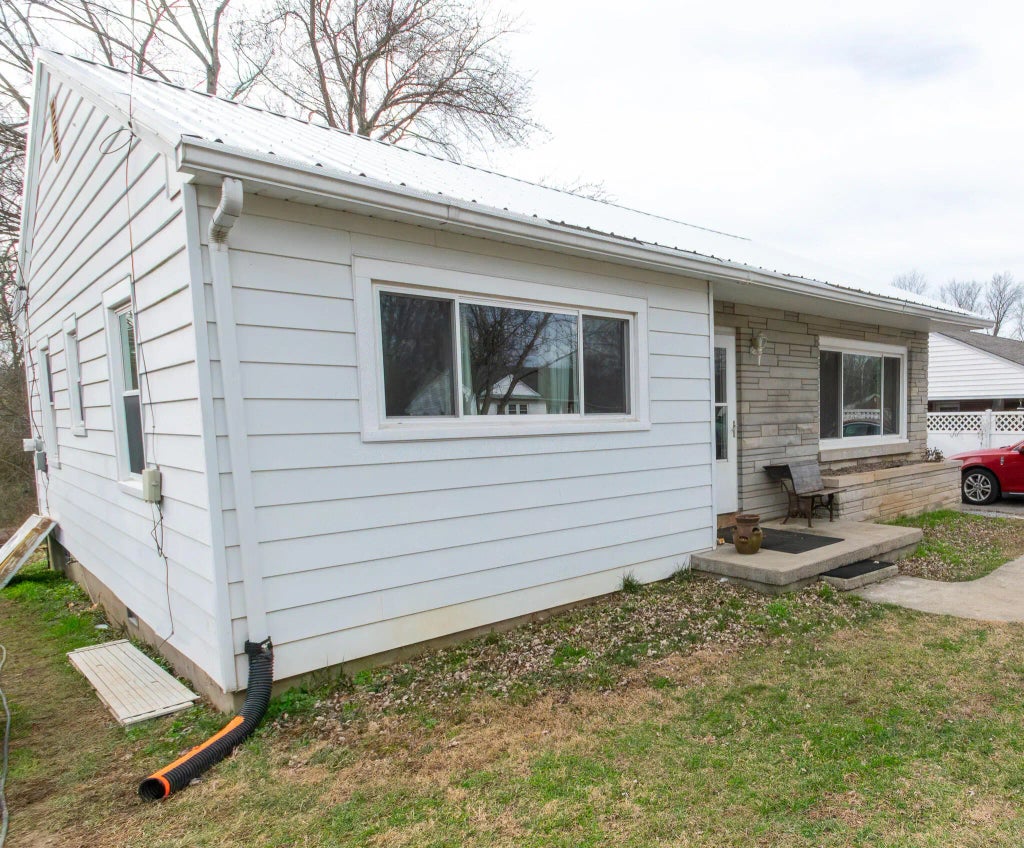 120 Rolling Hills, Danville Property Listing: MLS® #26000892