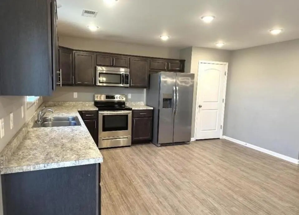 2601 Hailey Rose Way, Lexington Property Listing: MLS® #26000910