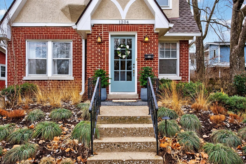 1204 Slashes Road, Lexington Property Listing: MLS® #26000933