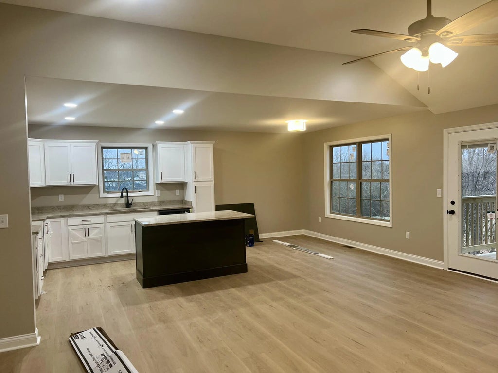 555 Middle Creek Way, Berea Property Listing: MLS® #26001228