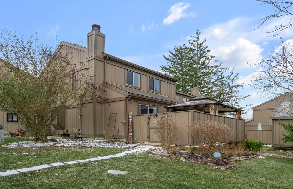 500 Laketower Drive 25, Lexington Property Listing: MLS® #26001720