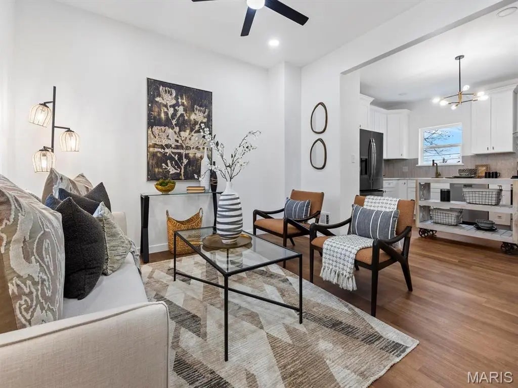 This St Louis Property at 6634 Chamberlain Avenue in 136 - University ...