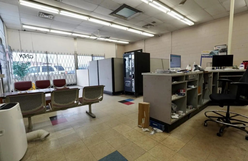 9055 N 76th St, Milwaukee, WI - MLS# 1917131 - CommercialZip.com