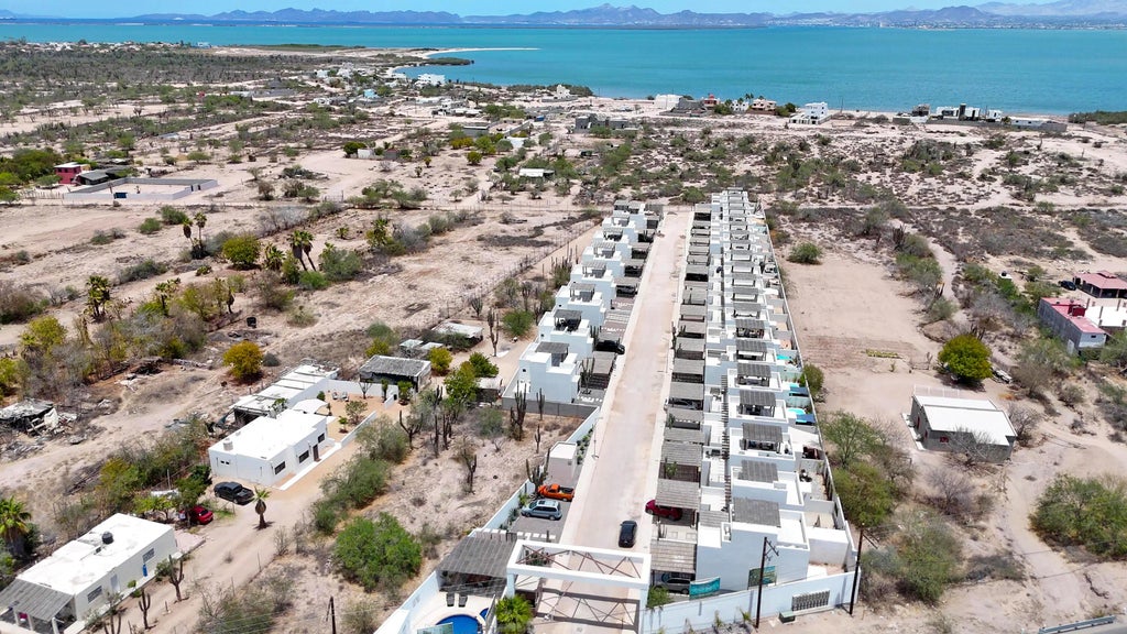 Km. 15.5 Carret Trans Al Norte Casa Cardon 27 Real Centenario, La Paz ...