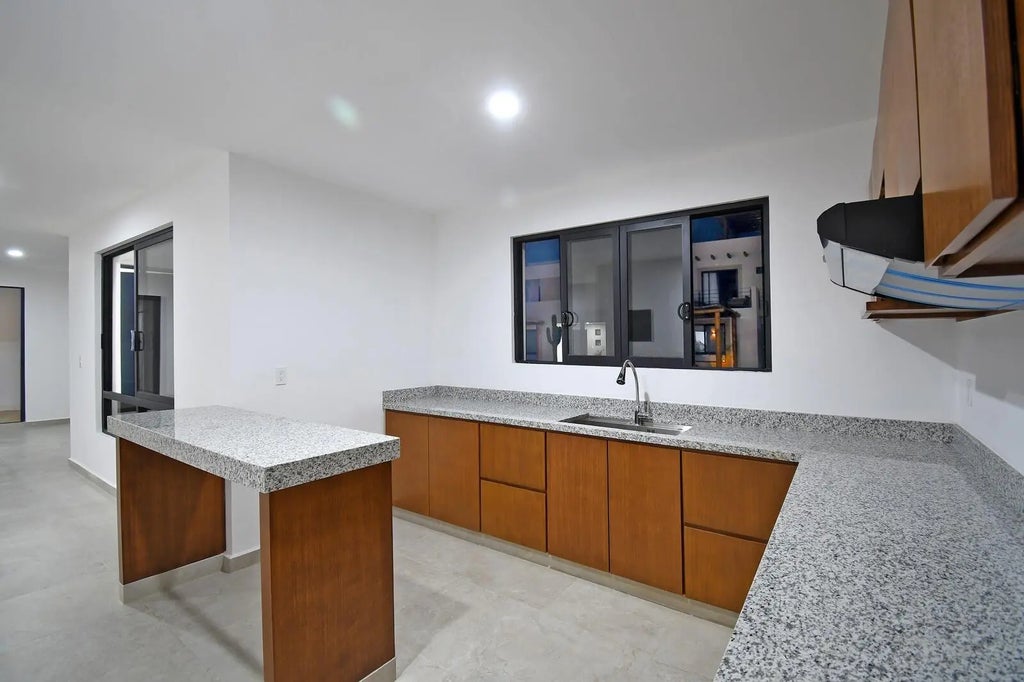 Km. 15.5 Carret Trans Al Norte Casa Cardon 27 Real Centenario, La Paz ...