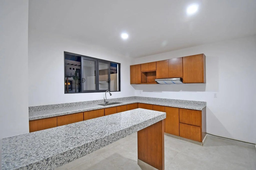 Km. 15.5 Carret Trans Al Norte Casa Cardon 26 Real Centenario, La Paz ...