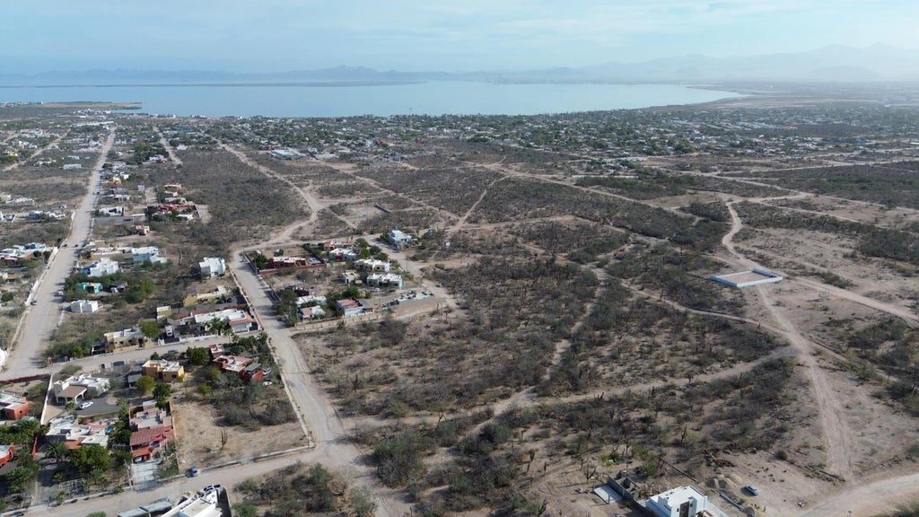 Calle 11 Lote 10 Lomas Del Centenario, La Paz Property Listing: MLS ...