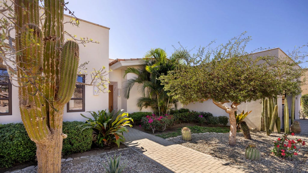 Casita 27, Pacific Property Listing: MLS® #26-328