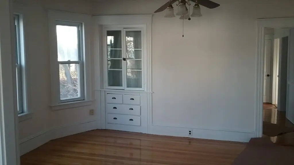 8-10 Elsmere Ave, Methuen Property Listing: MLS® #73464619