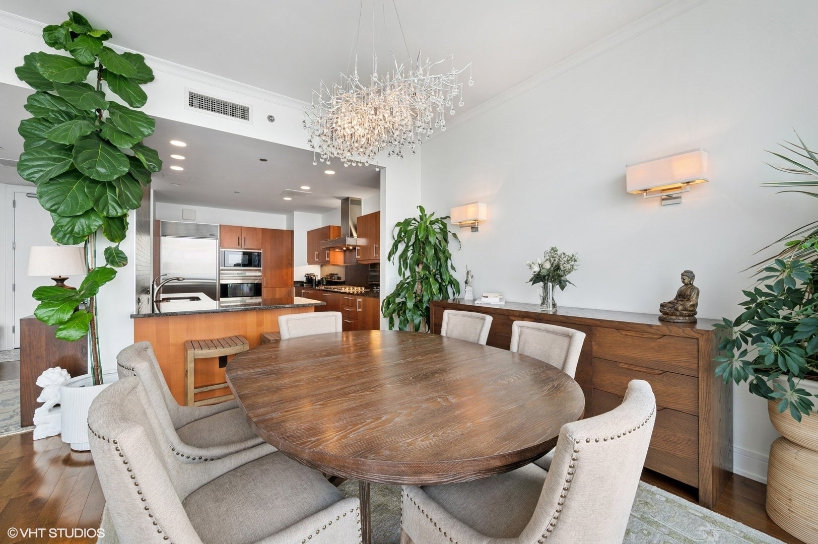 401 North Wabash Avenue 82b, Chicago Property Listing: MLS® #12425935