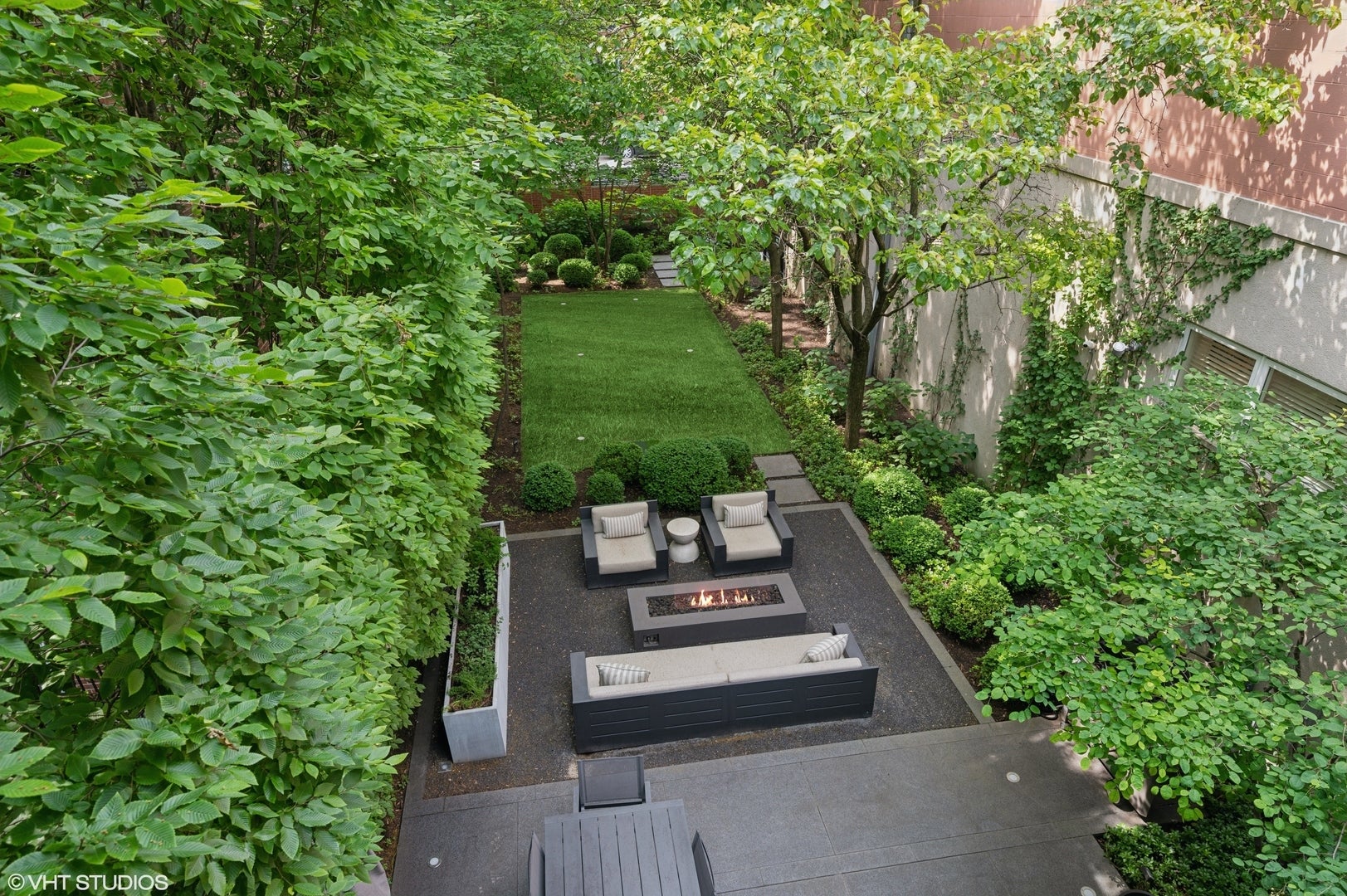 2209 North Seminary Avenue, Chicago Property Listing: MLS® #12507680