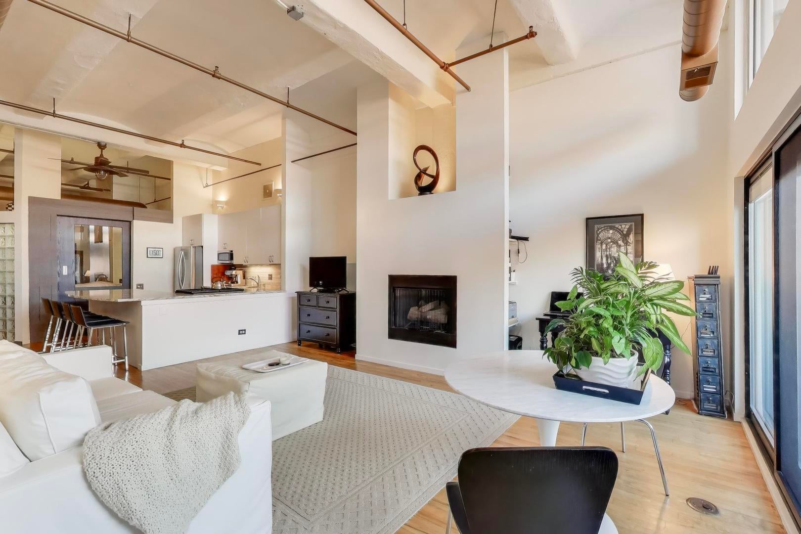 1000 West Washington Boulevard 418, Chicago Property Listing: MLS ...