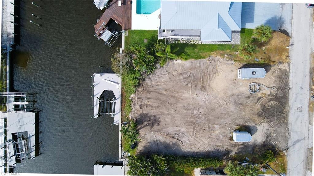 206 Ibis St, FORT MYERS BEACH Property Listing: MLS® #2026003027